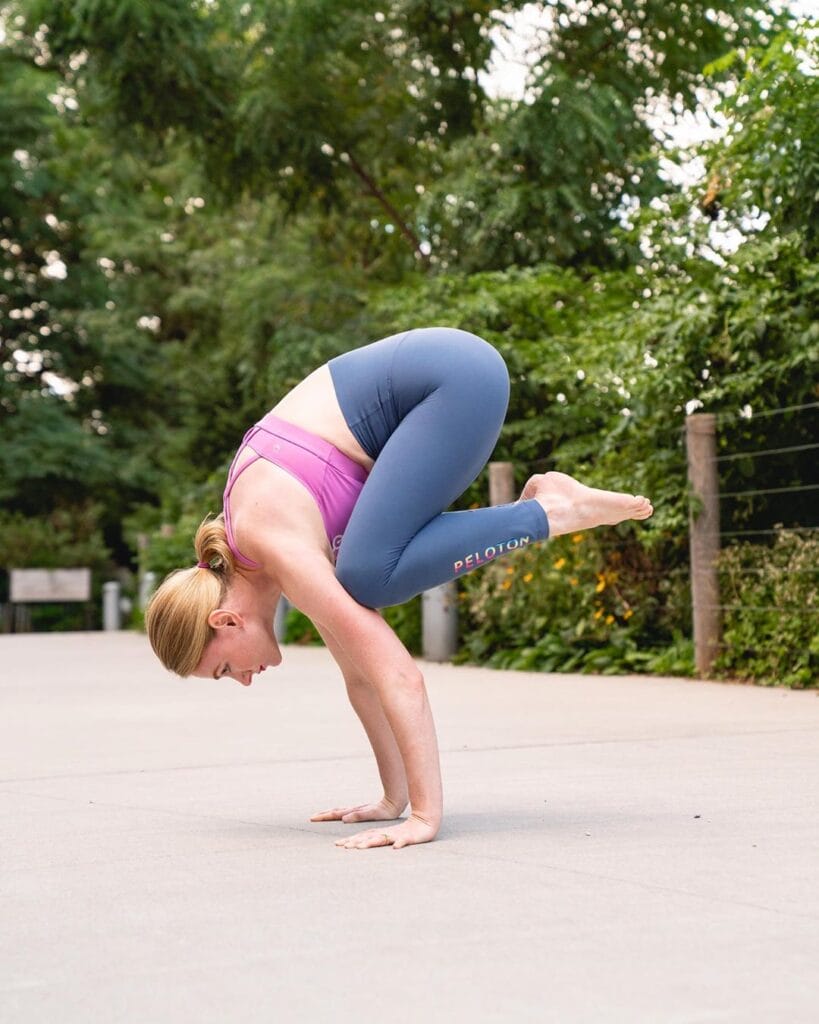 New Yoga Series: Cultivate Courage with Anna Greenberg - Crow Pose ... New Yoga Series: Cultivate Courage with Anna Greenberg - Crow Pose ...